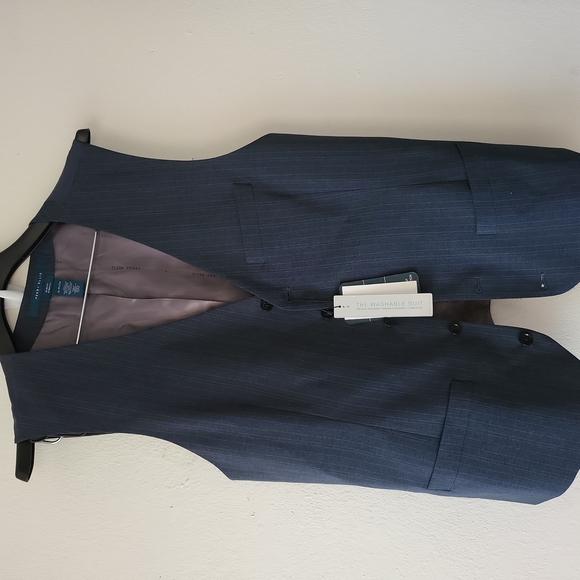 Perry Ellis | Suits & Blazers | Nwt Perry Ellis Travel Luxe Stain ...
